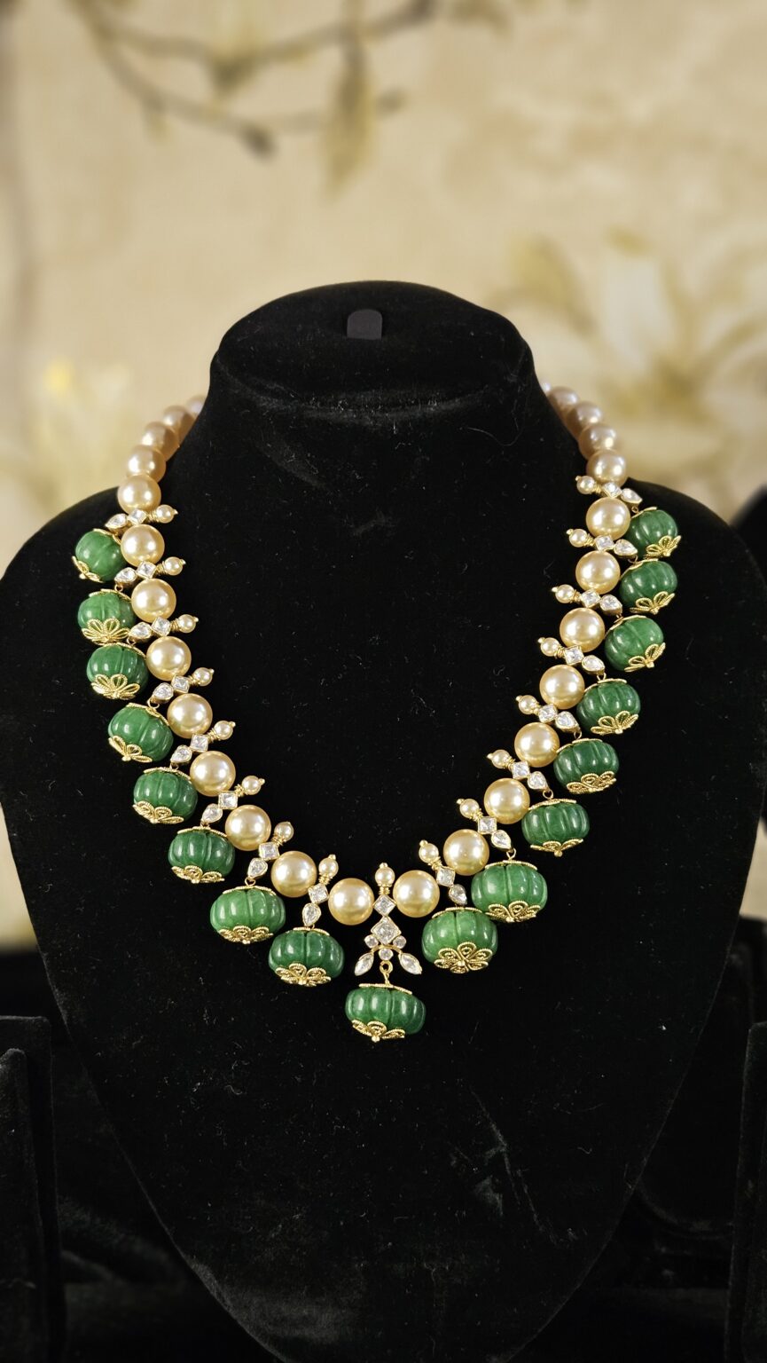 Pearl Short Bunch Necklace with Green Drops – Mirrajewels